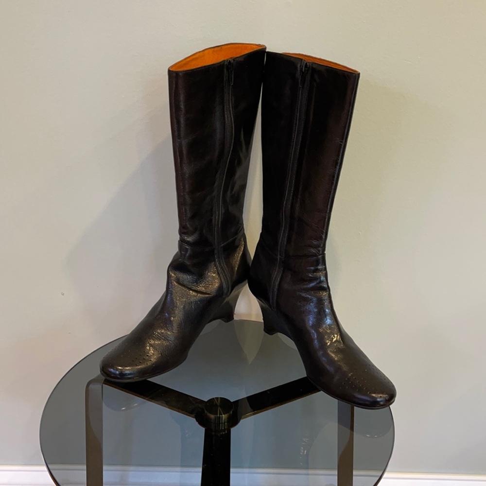 Stunning Patent Leather Italian Boots - Gem
